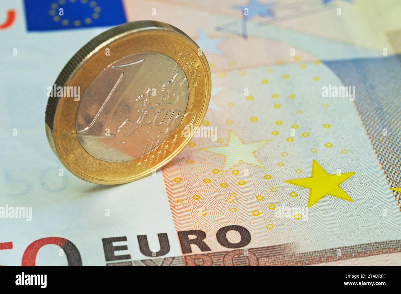 Euro coin money banknote hi-res stock photography and images - Alamy