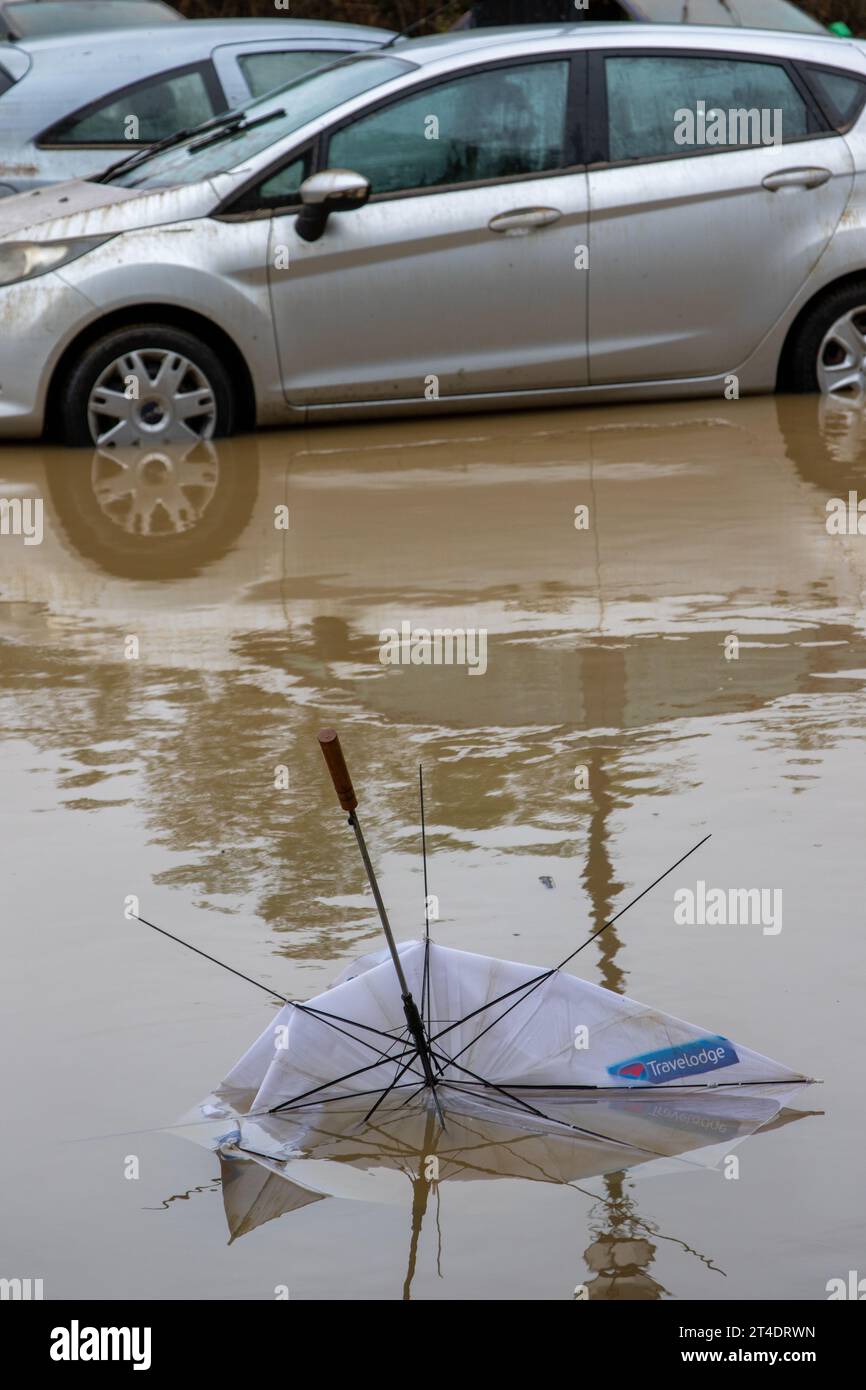 Flooding in Suffolk market town Framlingham caused by the River Ore ...