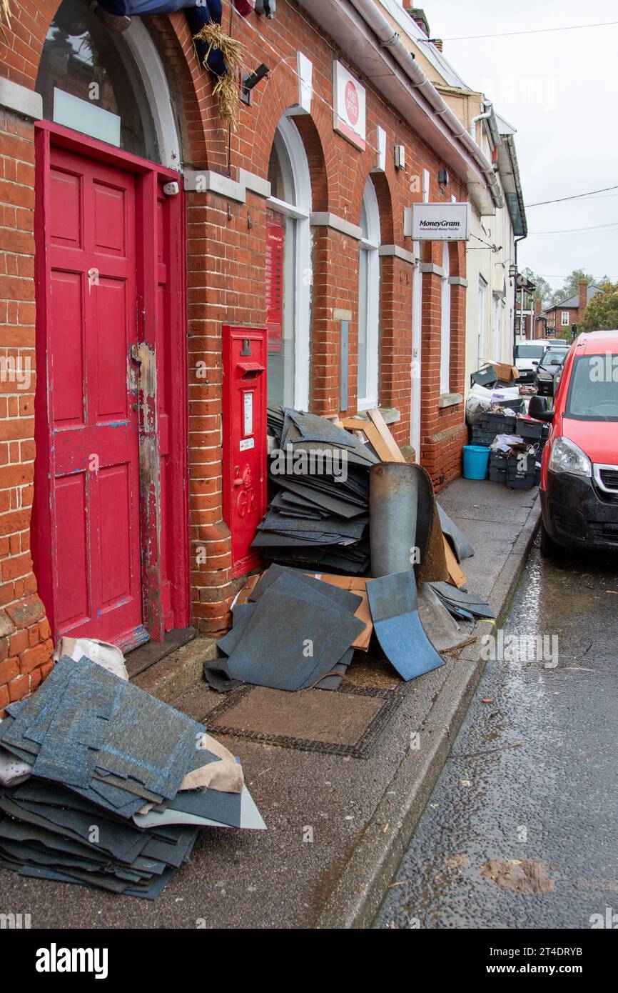 Flooding in Suffolk market town Framlingham caused by the River Ore ...