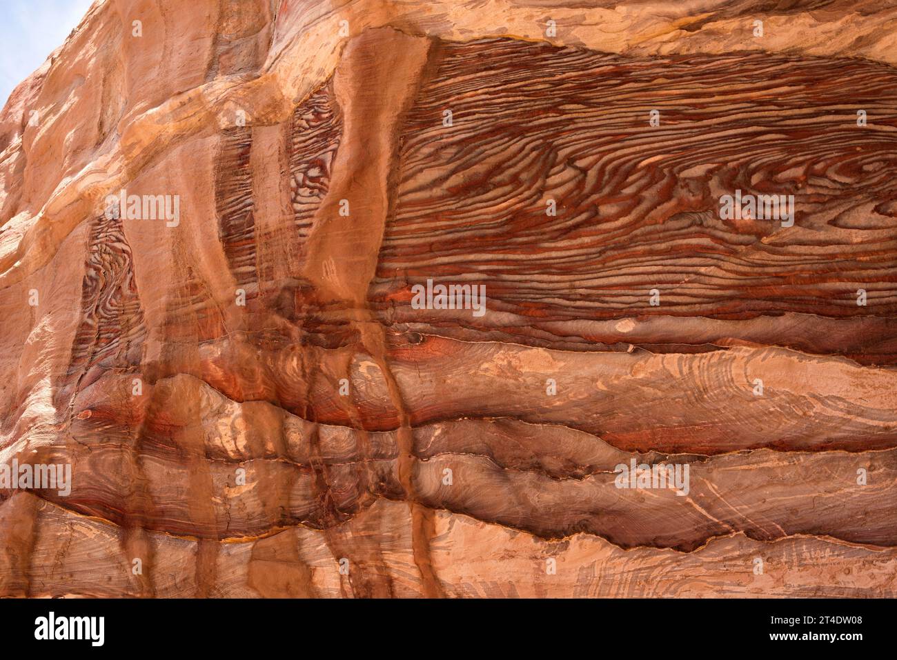 Multicoloured sandstone with cross stratification and Liesegang banding ...
