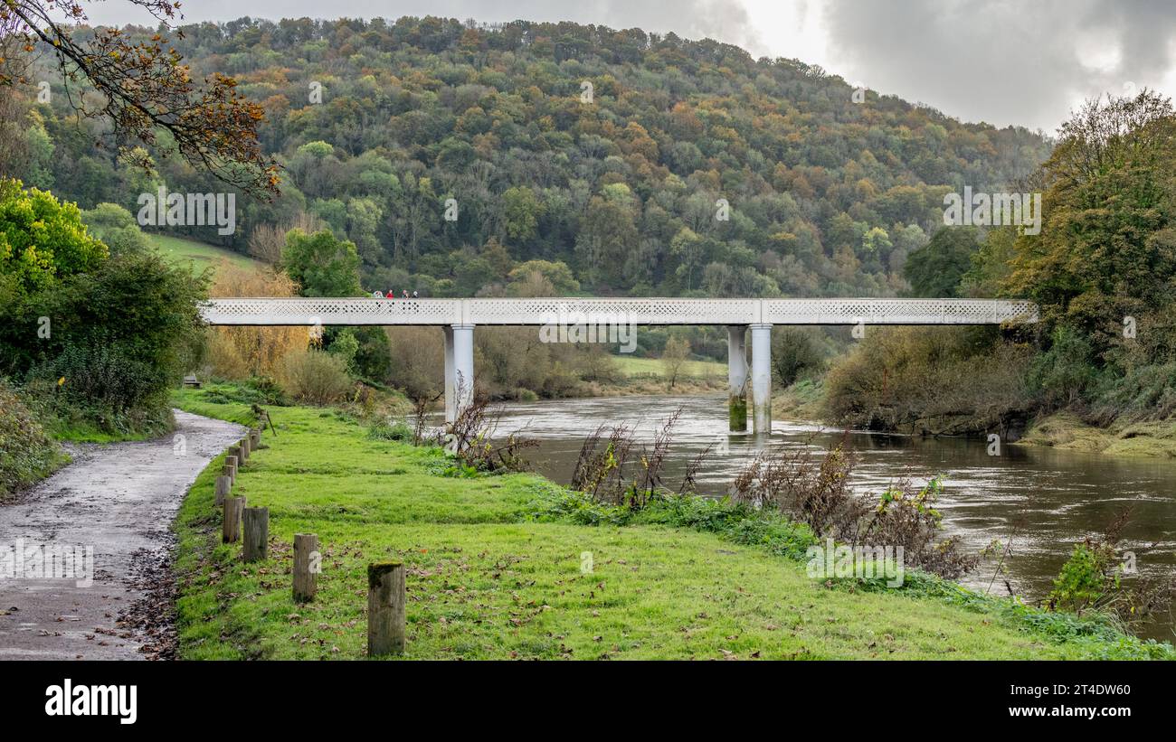 The Bridge at Brockweir Across the River Wye Stock Photo - Alamy