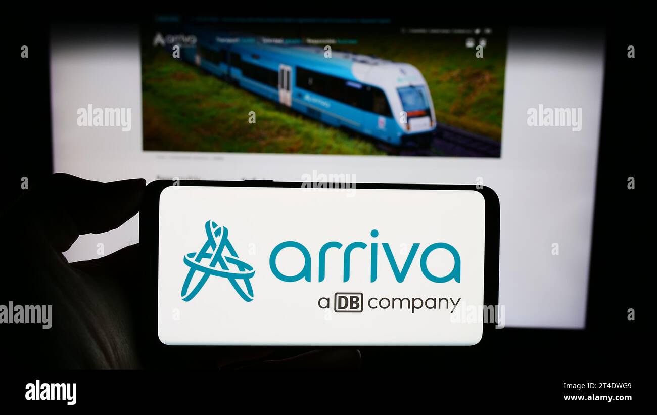 Arriva logo on bus hi-res stock photography and images - Alamy