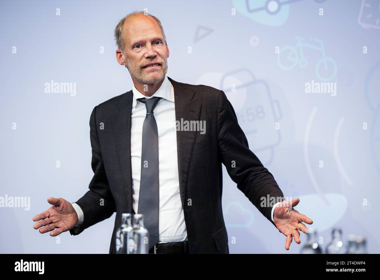 THE HAGUE - Willem Koops (NSC) during the mobility debate with ...