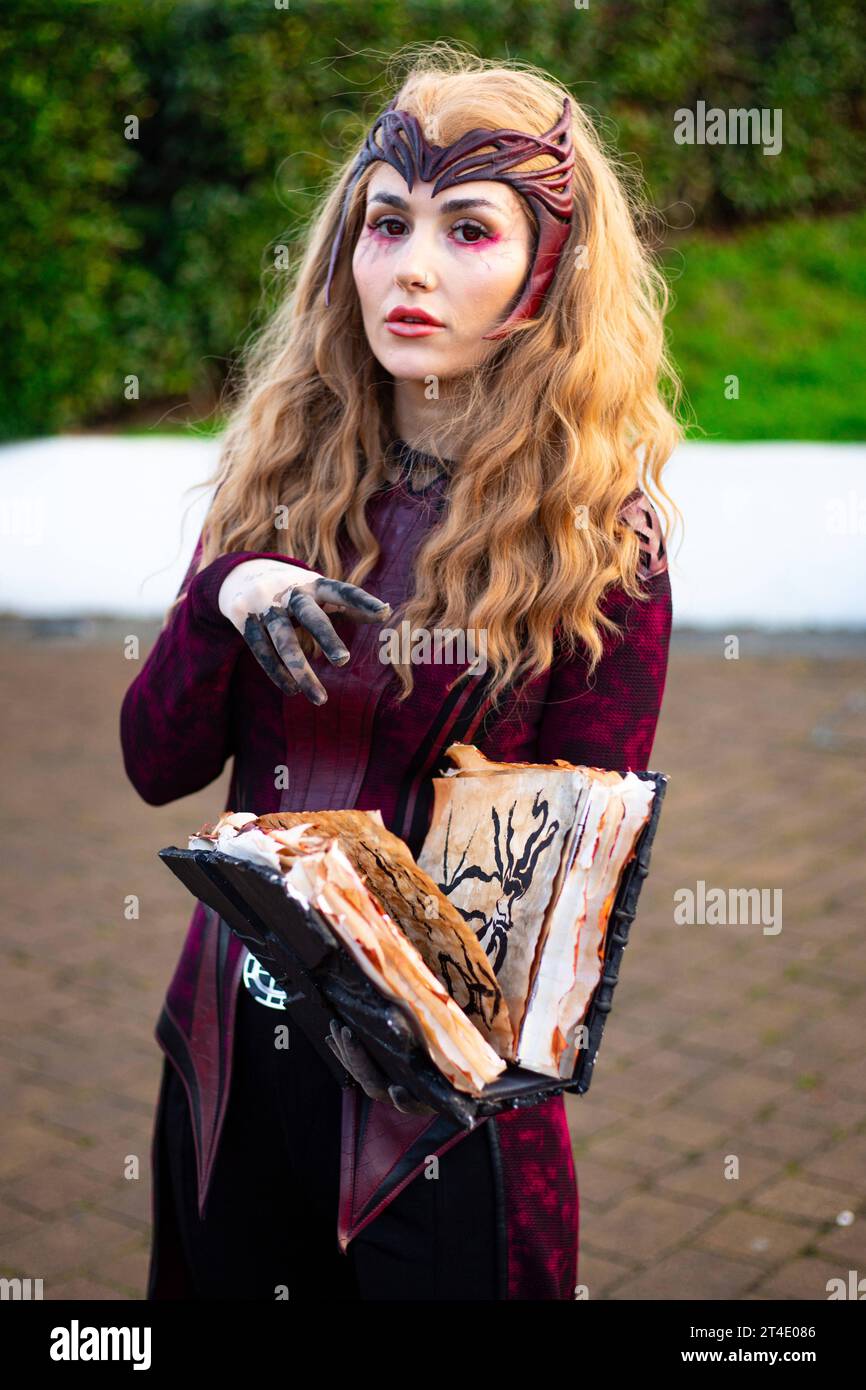 Scarlet witch hi-res stock photography and images - Alamy
