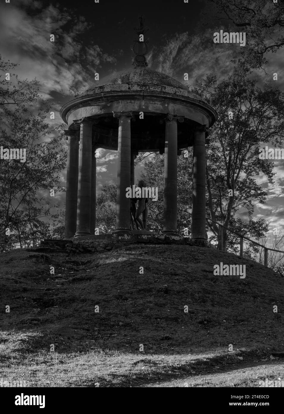 Temple of st james Black and White Stock Photos & Images - Alamy