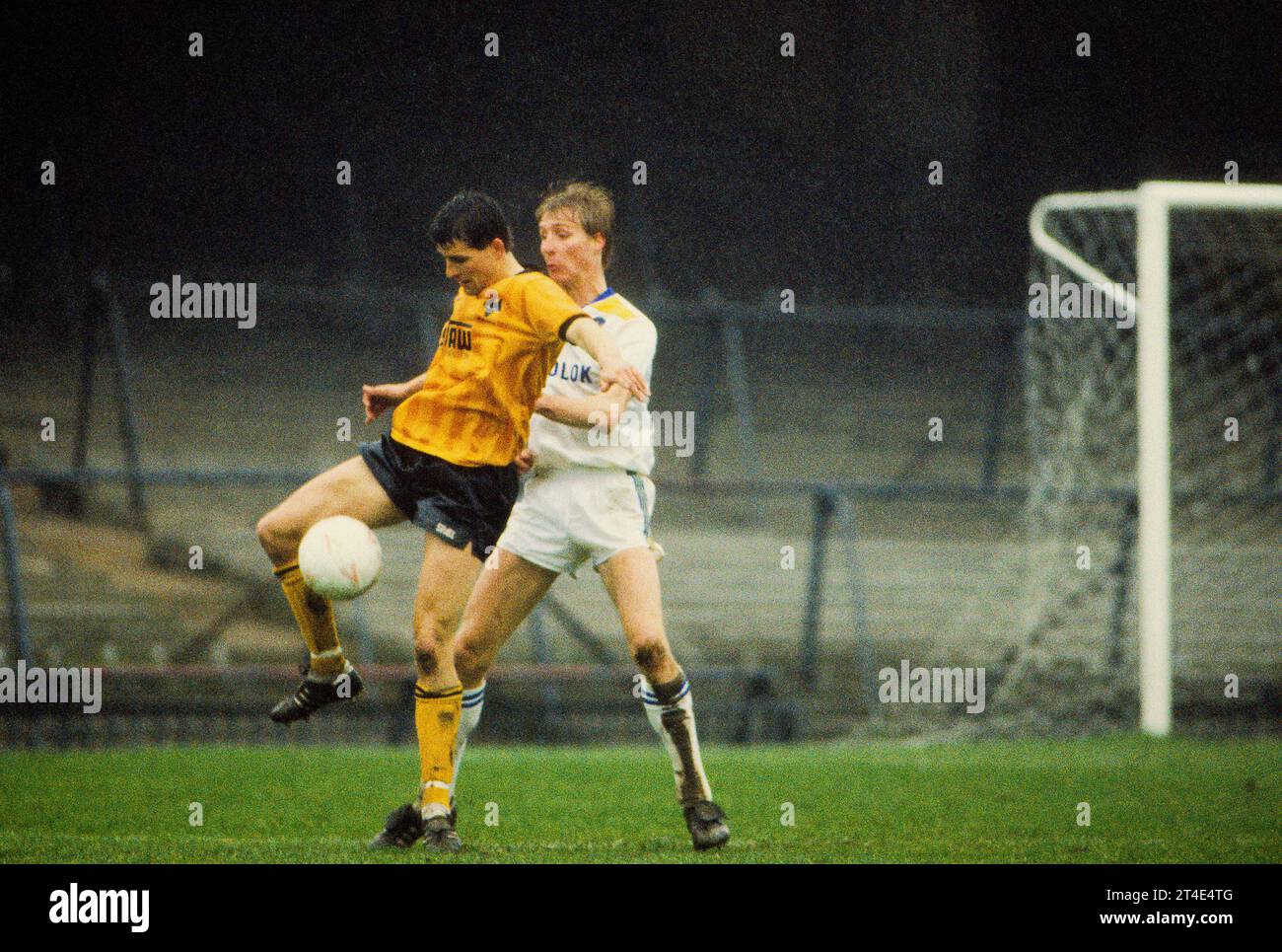 Wolverhampton Wanderers v Torquay United, 26 September 1987. Wolves ...