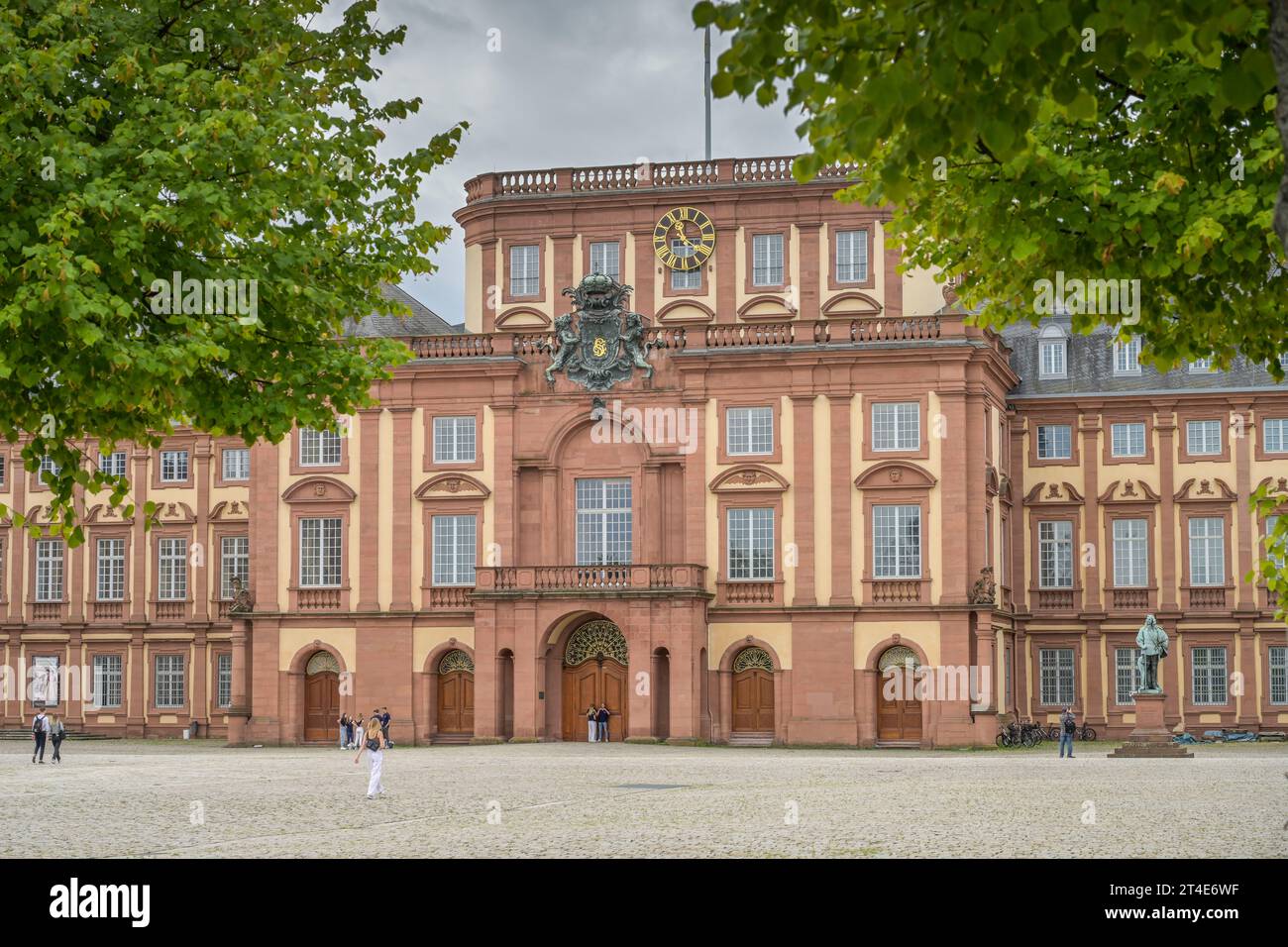 Schloss Mannheim, Bismarckstraße, Mannheim, Baden-Württemberg, Deutschland Stock Photo - Alamy
