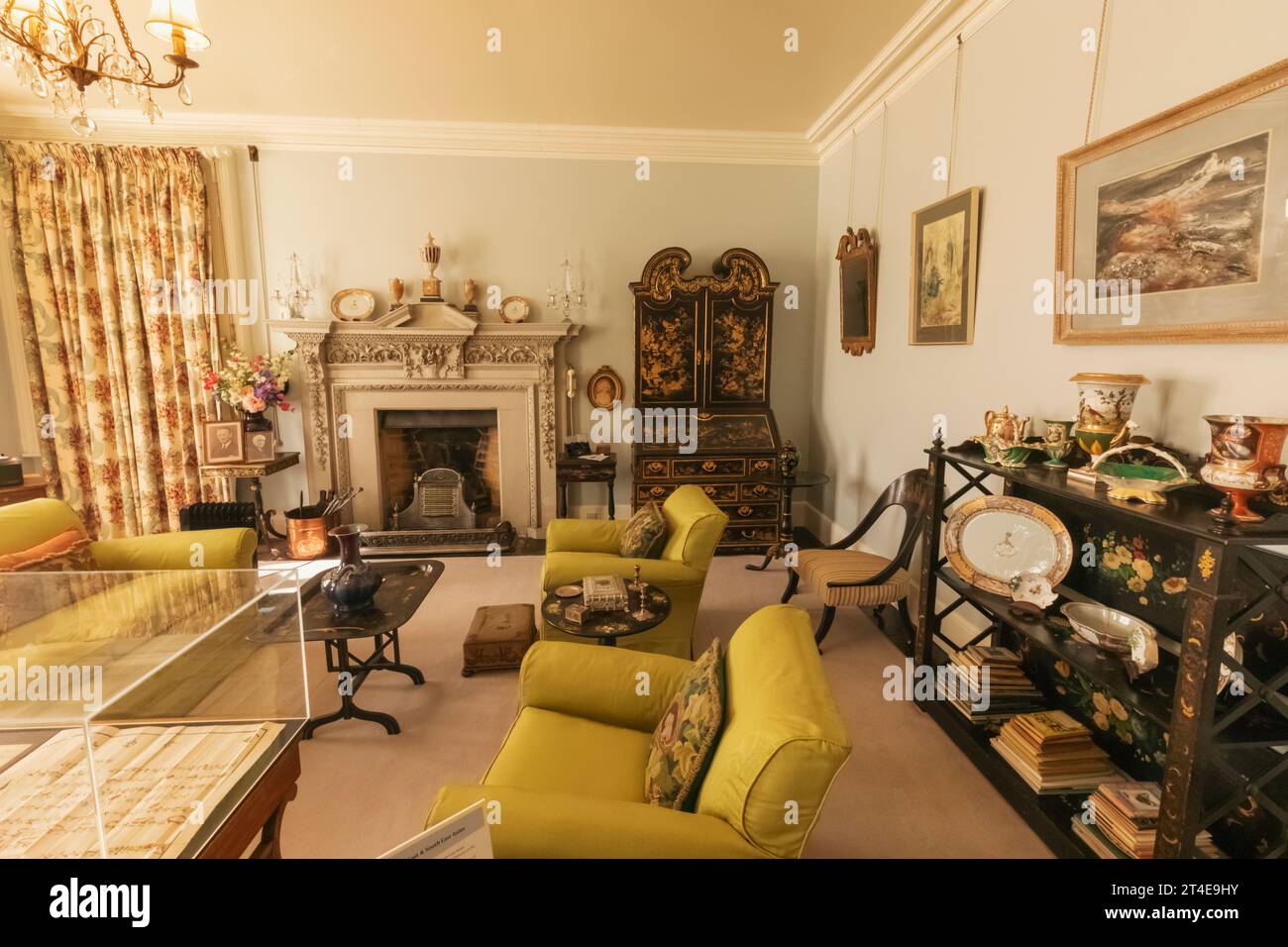 Interior view in the new castle hi-res stock photography and images - Alamy