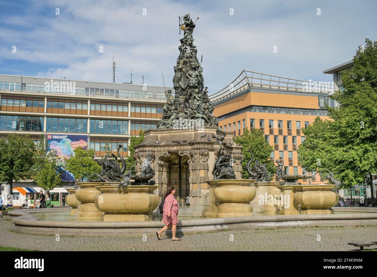 Bronzebrunnen, Paradeplatz, Mannheim, Baden-Württemberg, Deutschland ...