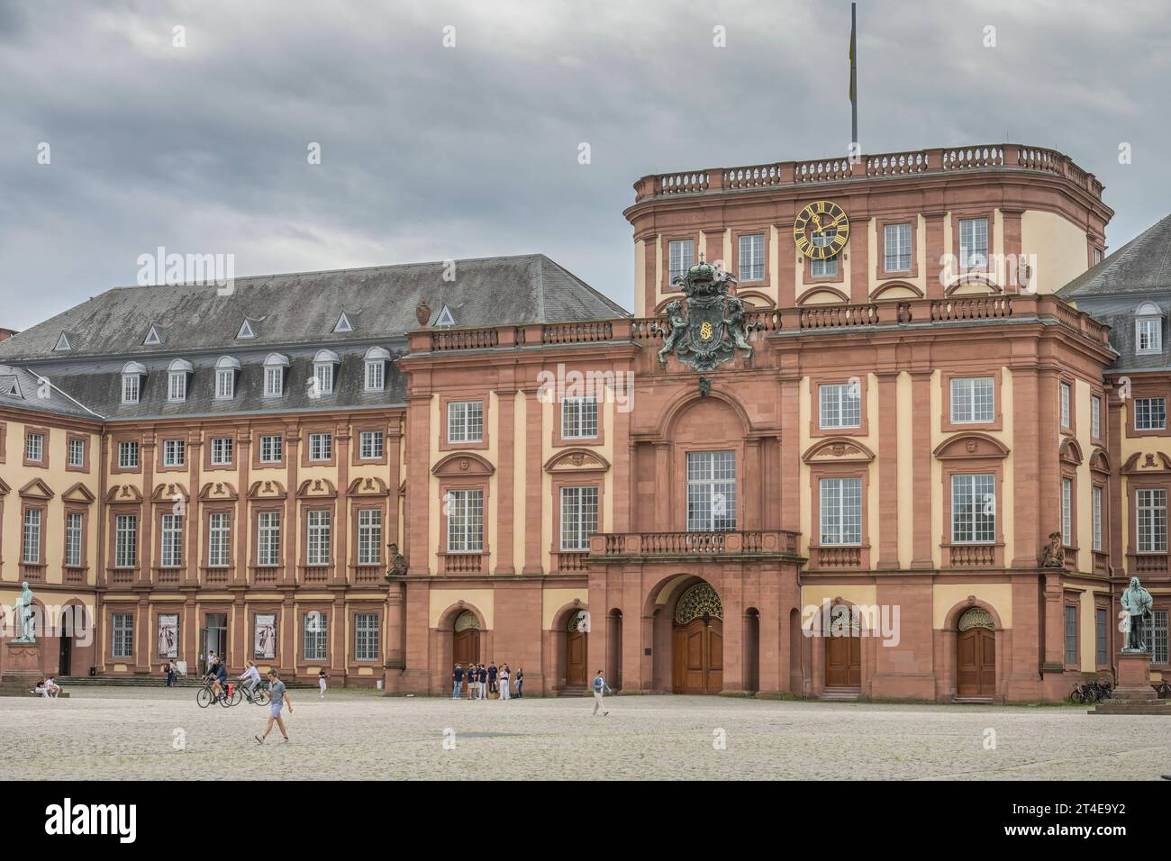 Schloss Mannheim, Bismarckstraße, Mannheim, Baden-Württemberg ...