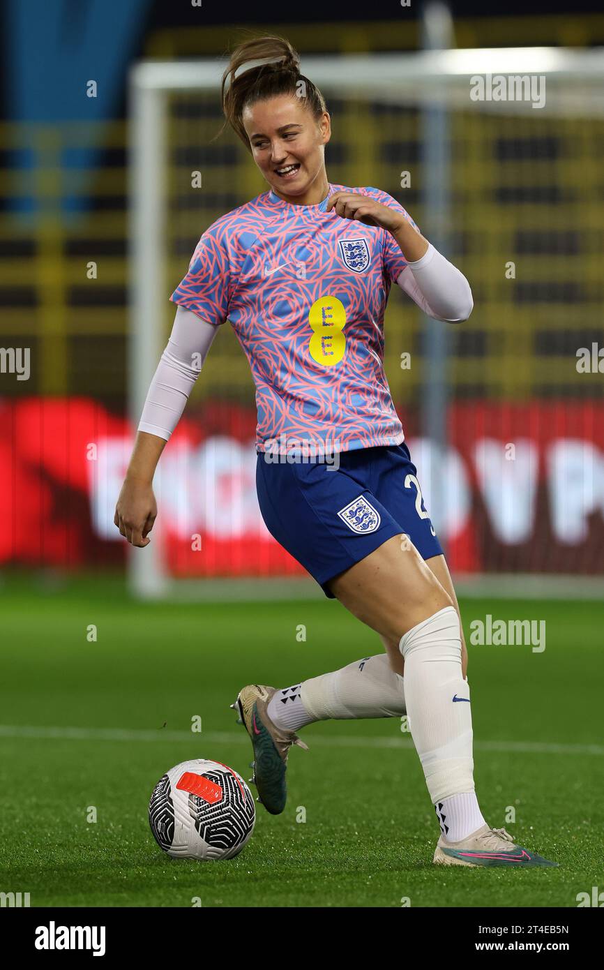 Manchester, UK. 30th Oct, 2023. Mia Ross of England U23s warms up ...