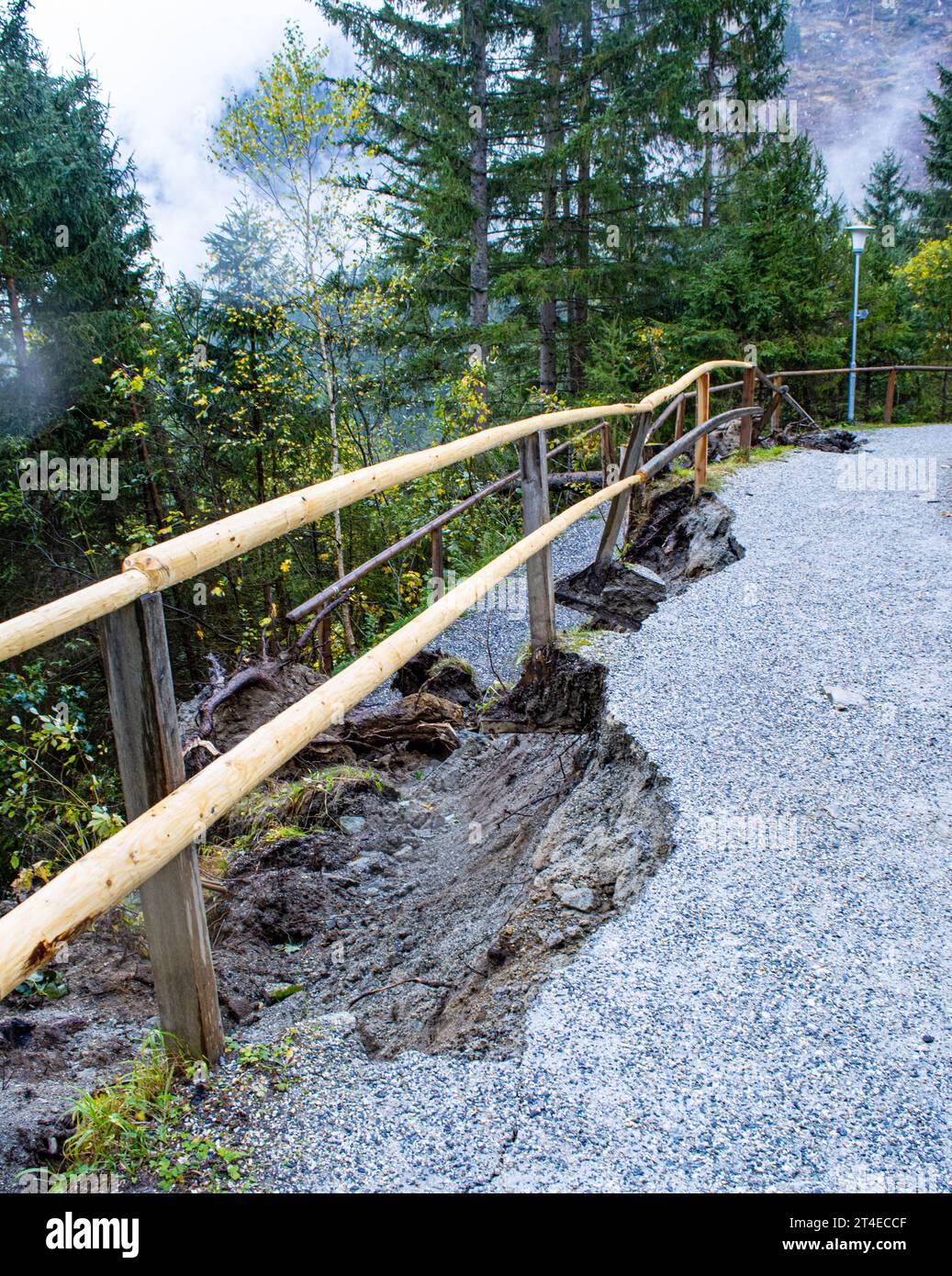 Landfall pathway hi-res stock photography and images - Alamy