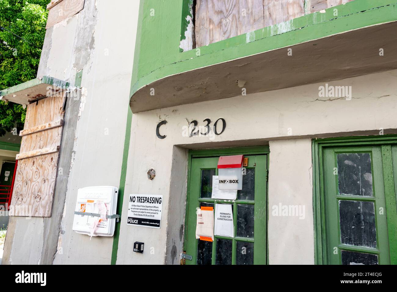 Building code violation hi-res stock photography and images - Alamy