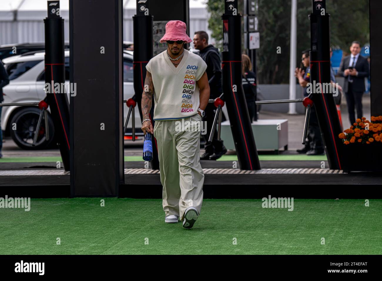 Hamilton track hi-res stock photography and images - Alamy