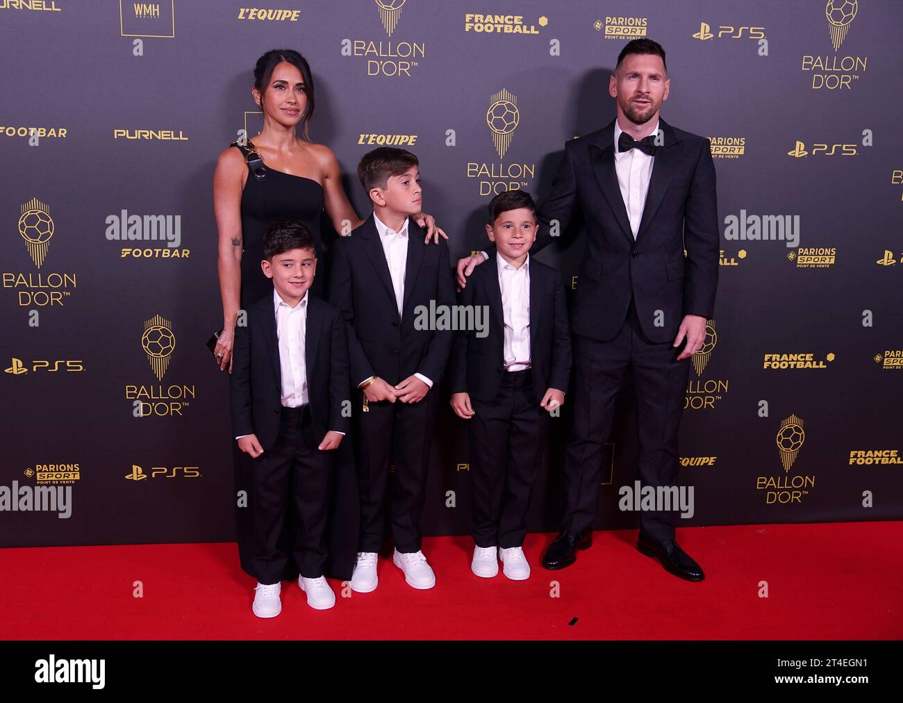 Lionel Messi, Antonela Roccuzzo and their children Mateo, Thiago and ...