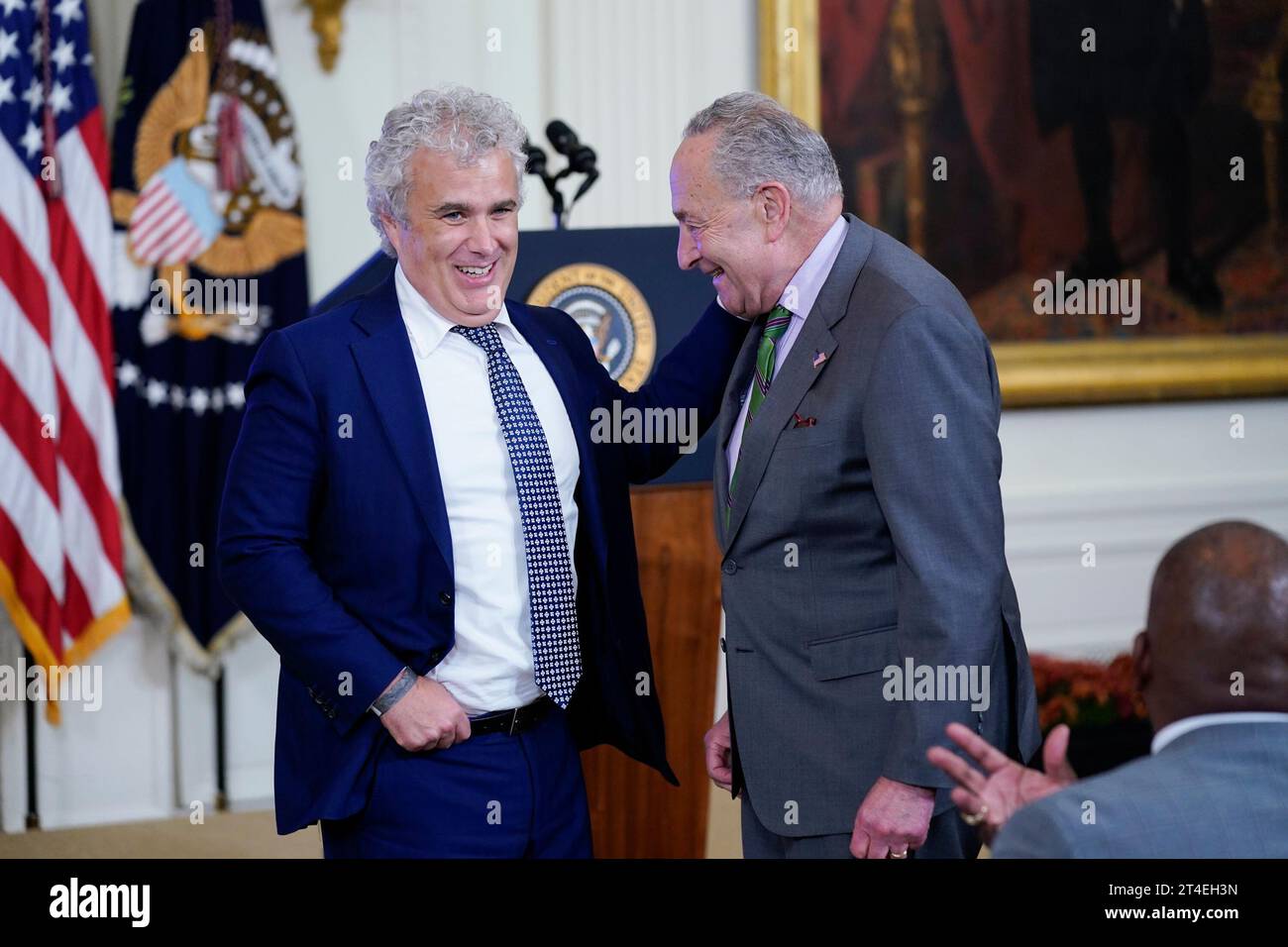 White House chief of staff Jeff Zients speaks with Senate Majority ...
