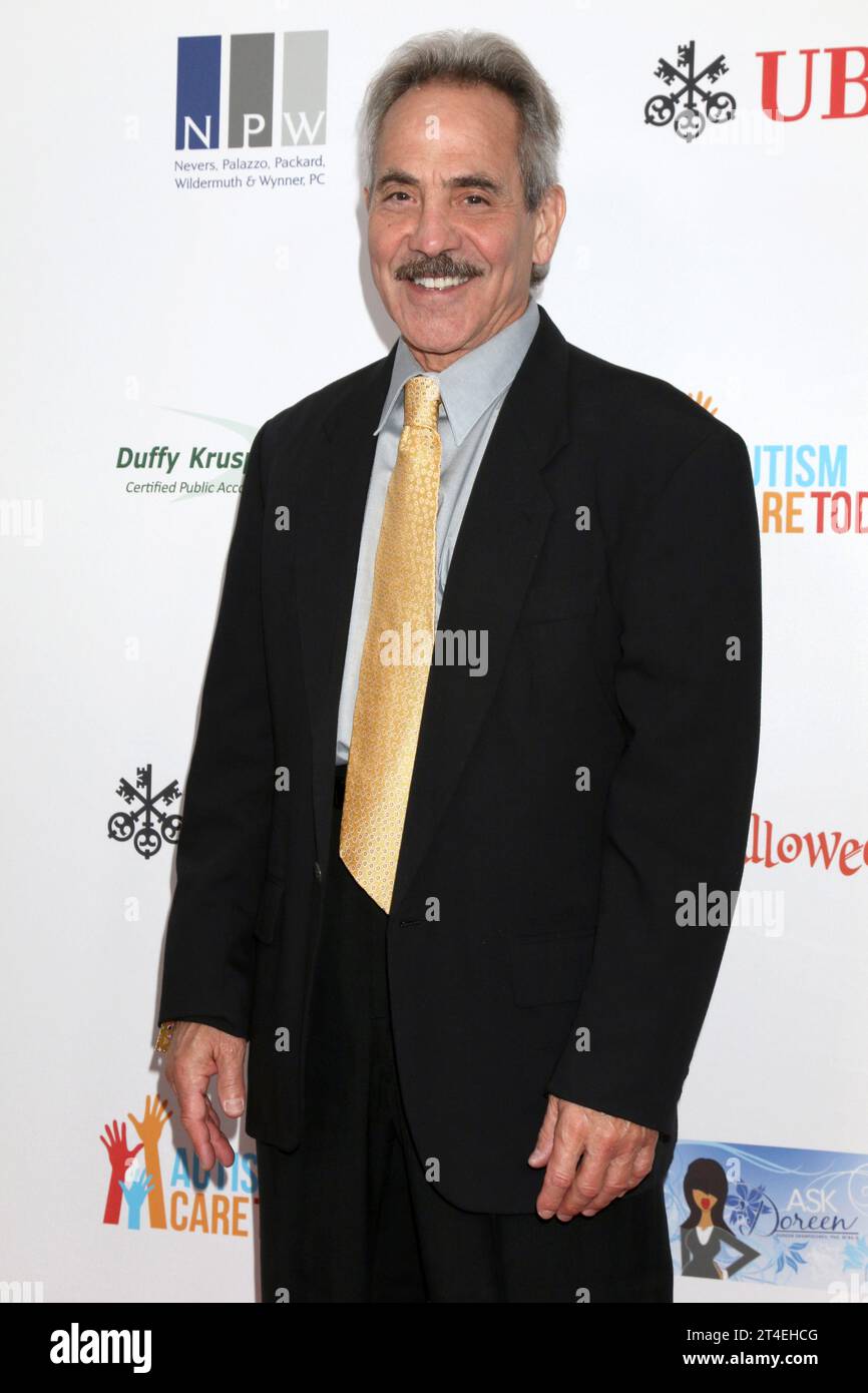 LOS ANGELES - OCT 28: Larry Thomas at the 2nd Annual All Ghouls Gala at ...