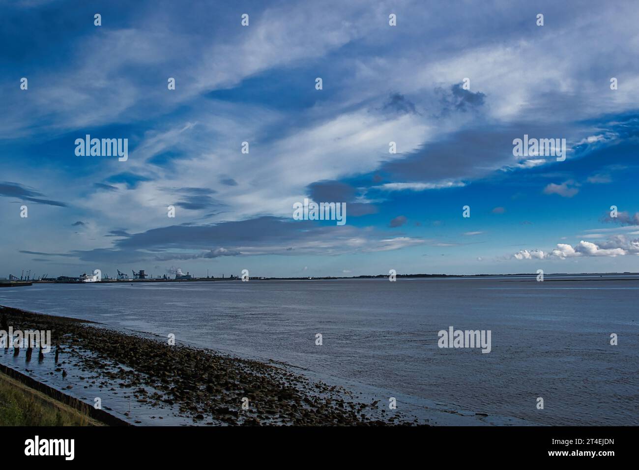 Scenic photo of the seaside in UK Stock Photo - Alamy