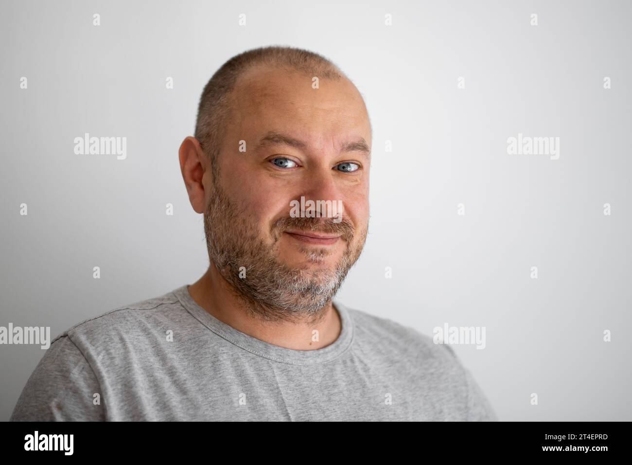 Ordinary man looks camera middle hi-res stock photography and images ...