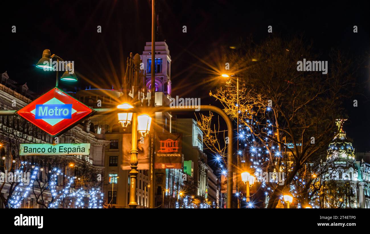 Banco de espana station sign hi-res stock photography and images - Alamy