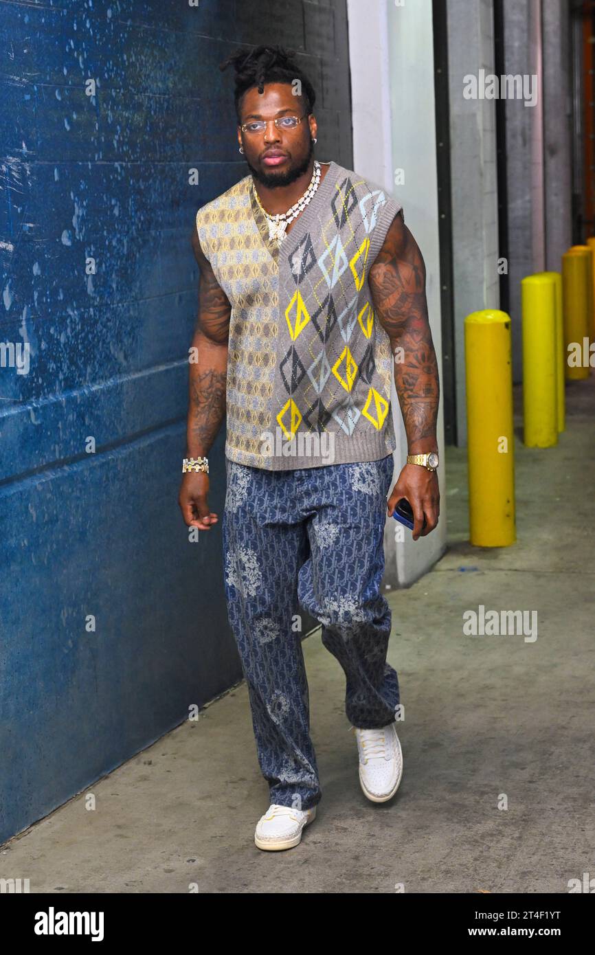 Tennessee Titans running back Derrick Henry (22) arrives for an NFL ...