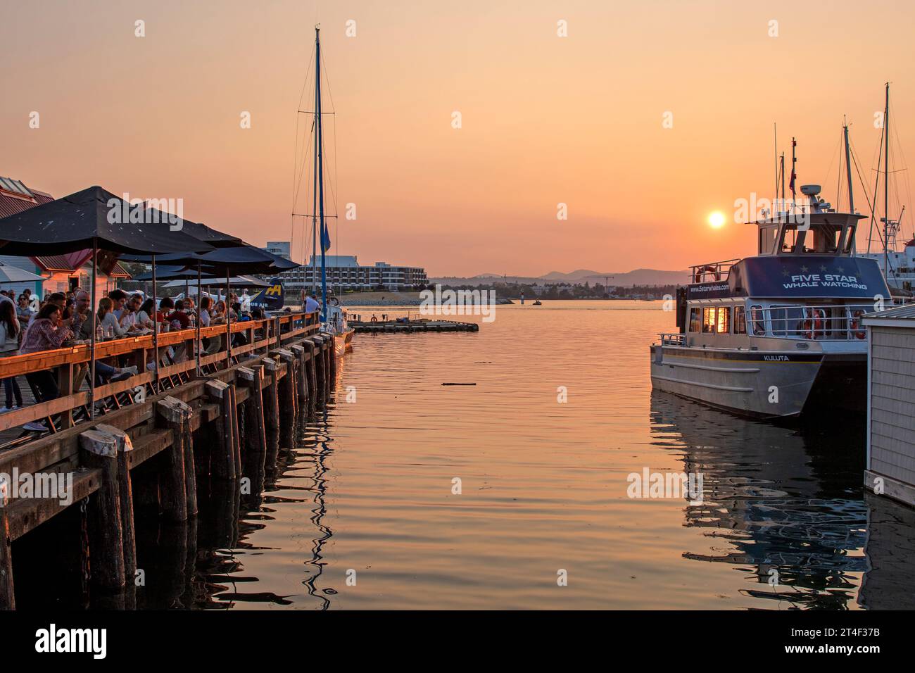 Victorias inner harbour hi-res stock photography and images - Alamy