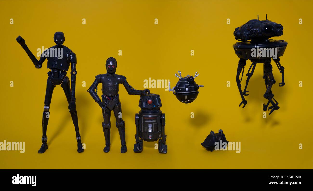 Star wars robots hi-res stock photography and images - Alamy