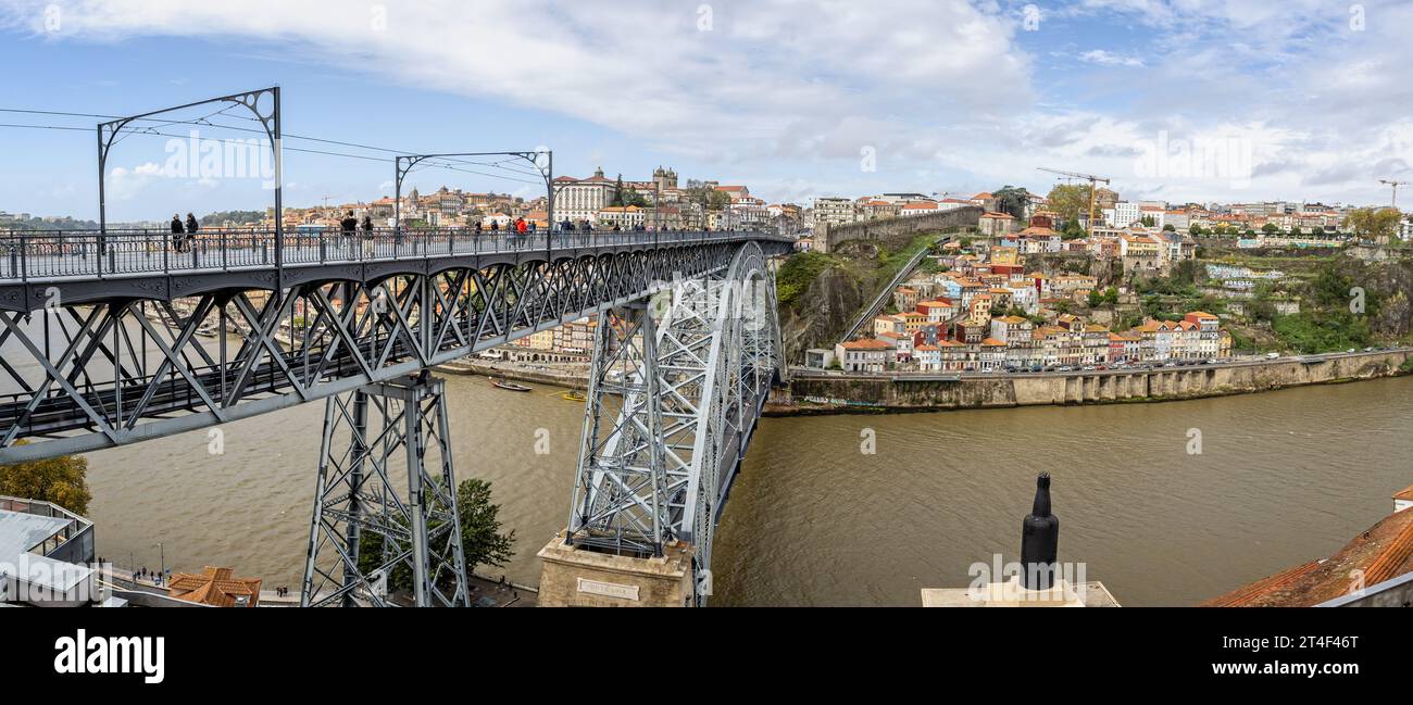 Iconic Dom Luis I iron bridge across the River Douro in Porto, Portugal ...