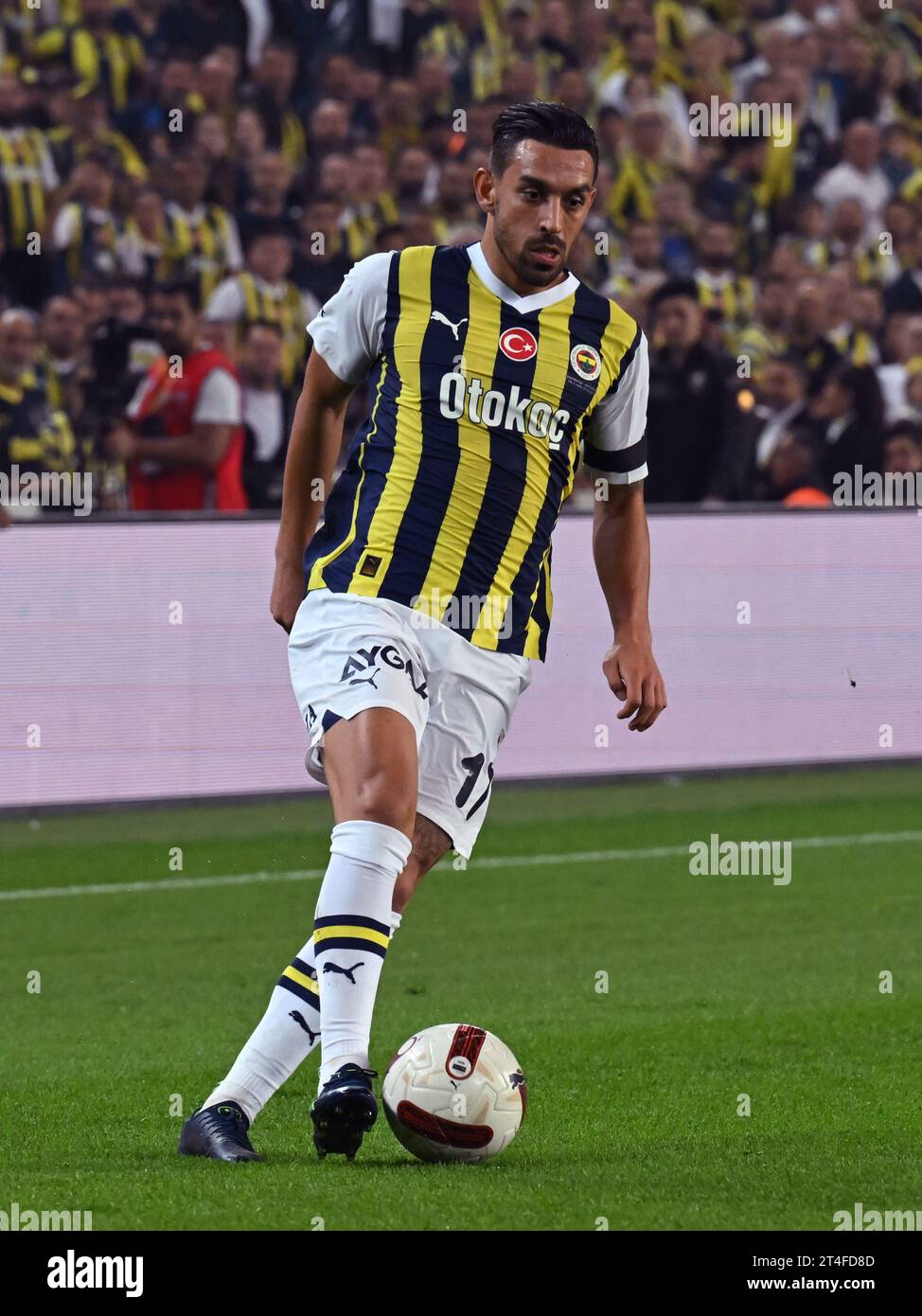 ISTANBUL - Irfan Can Kahveci of Fenerbahce SK during the Turkish Super ...
