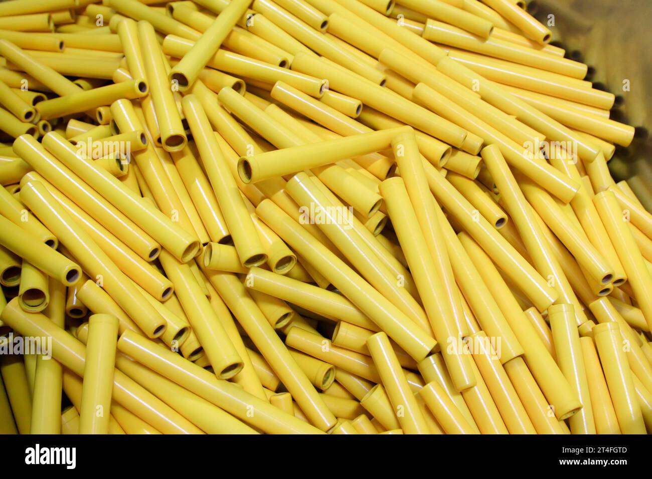 Rolling thread hi-res stock photography and images - Alamy