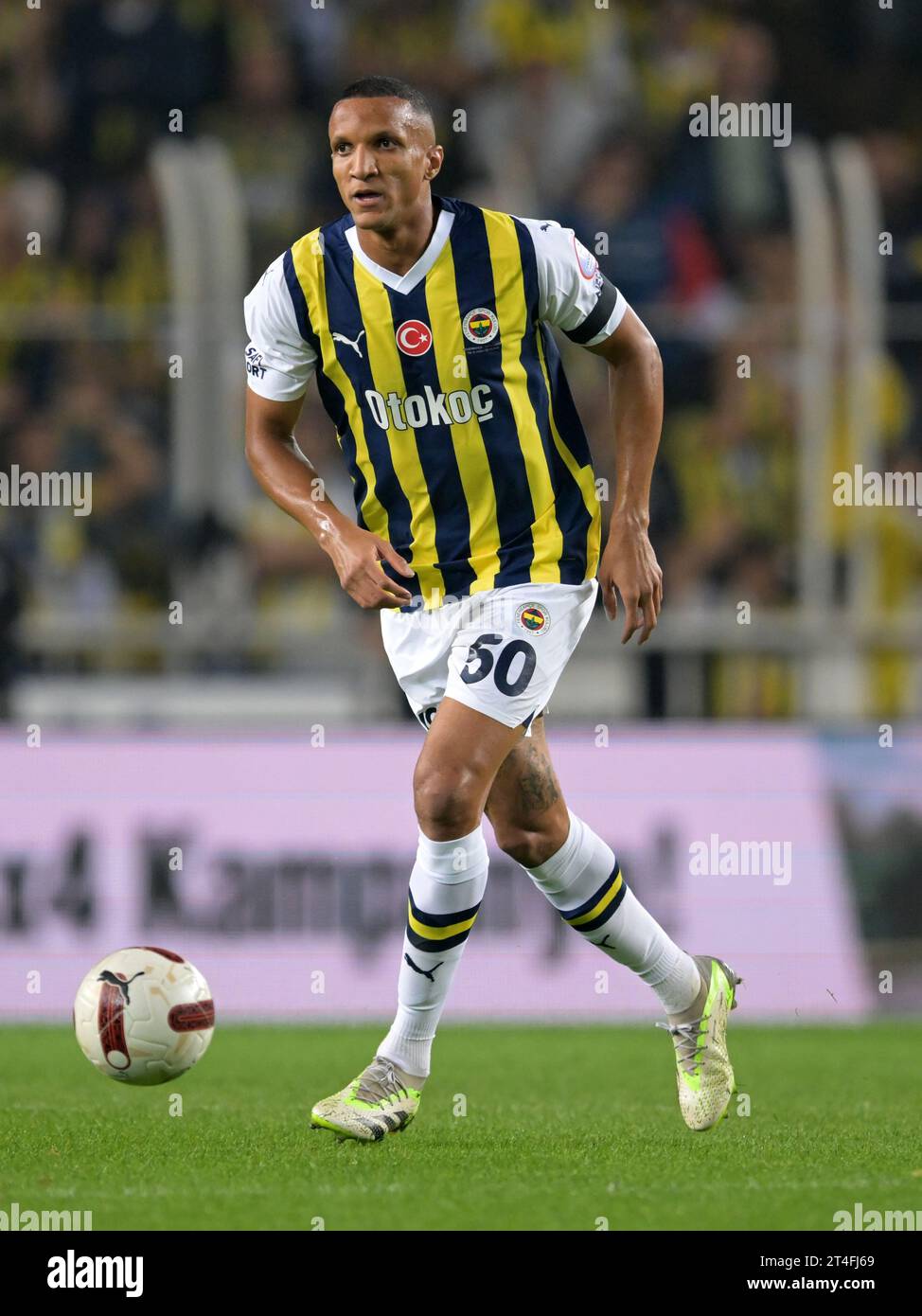 ISTANBUL - Rodrigo Becao of Fenerbahce SK during the Turkish Super Lig match between Fenerbahce ...