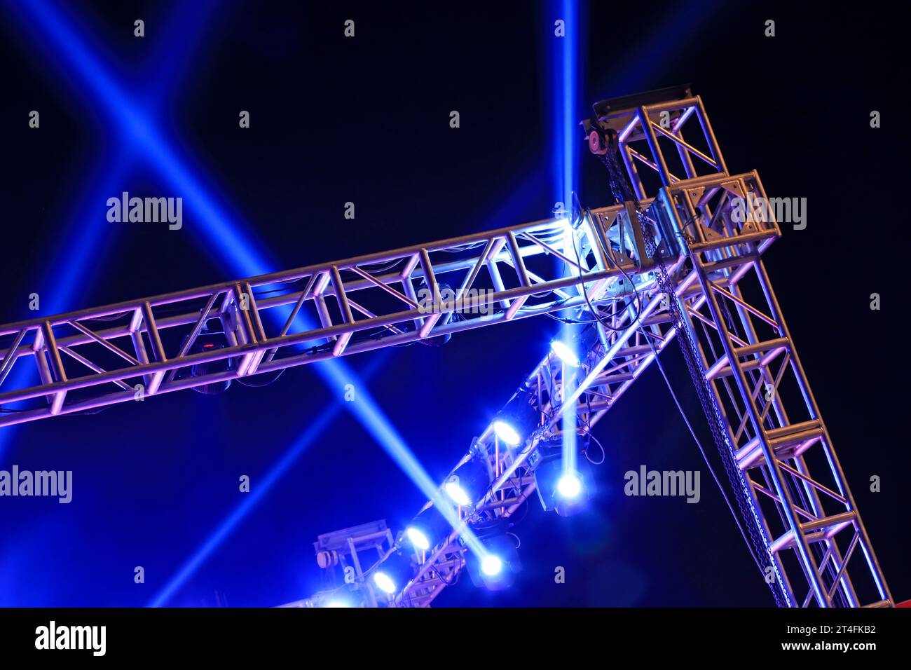 stage lighting effect in the dark Stock Photo - Alamy