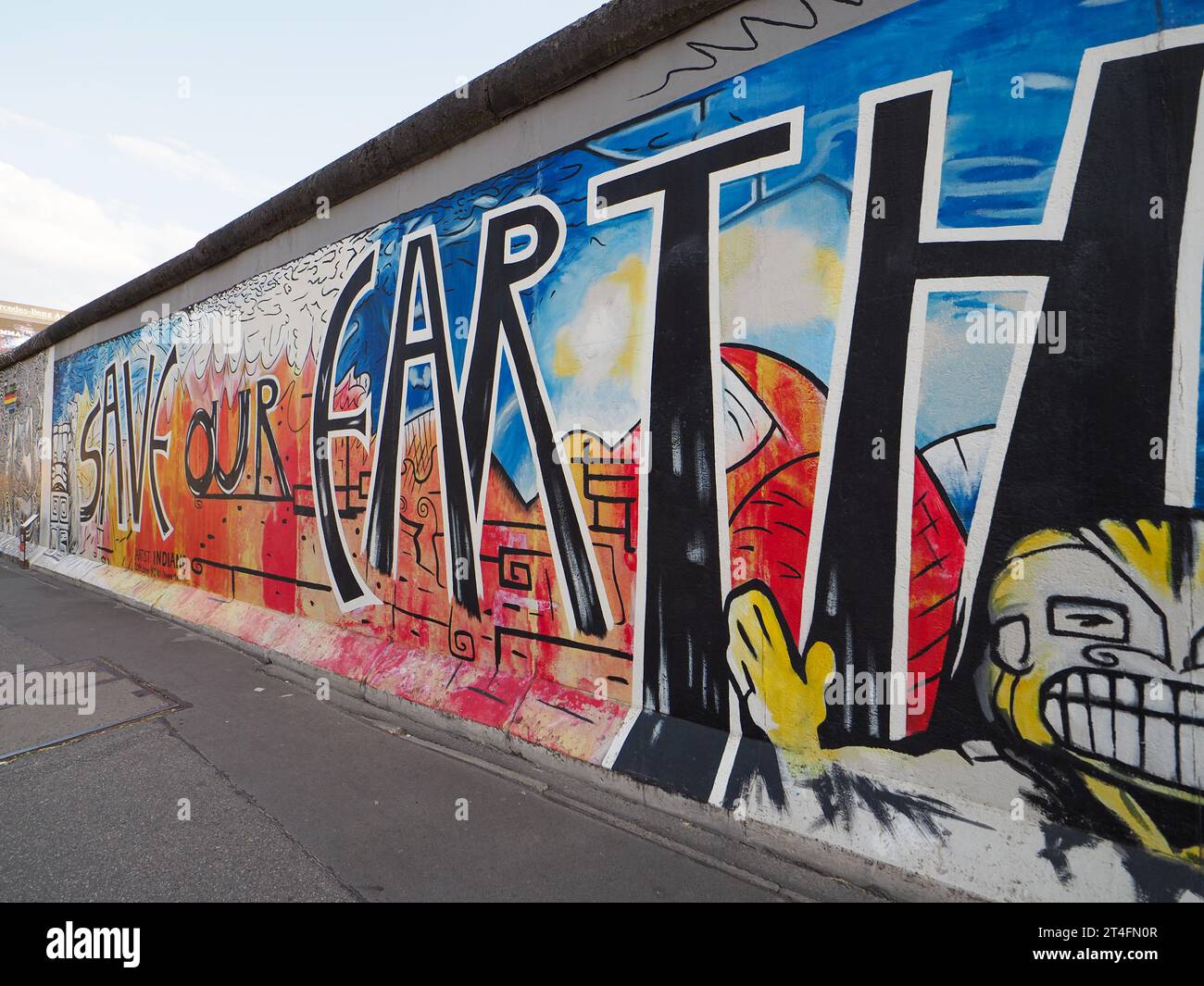 Berlin, Germany. 4th July 2023. Save our Earth by Indiano: Mural in ...