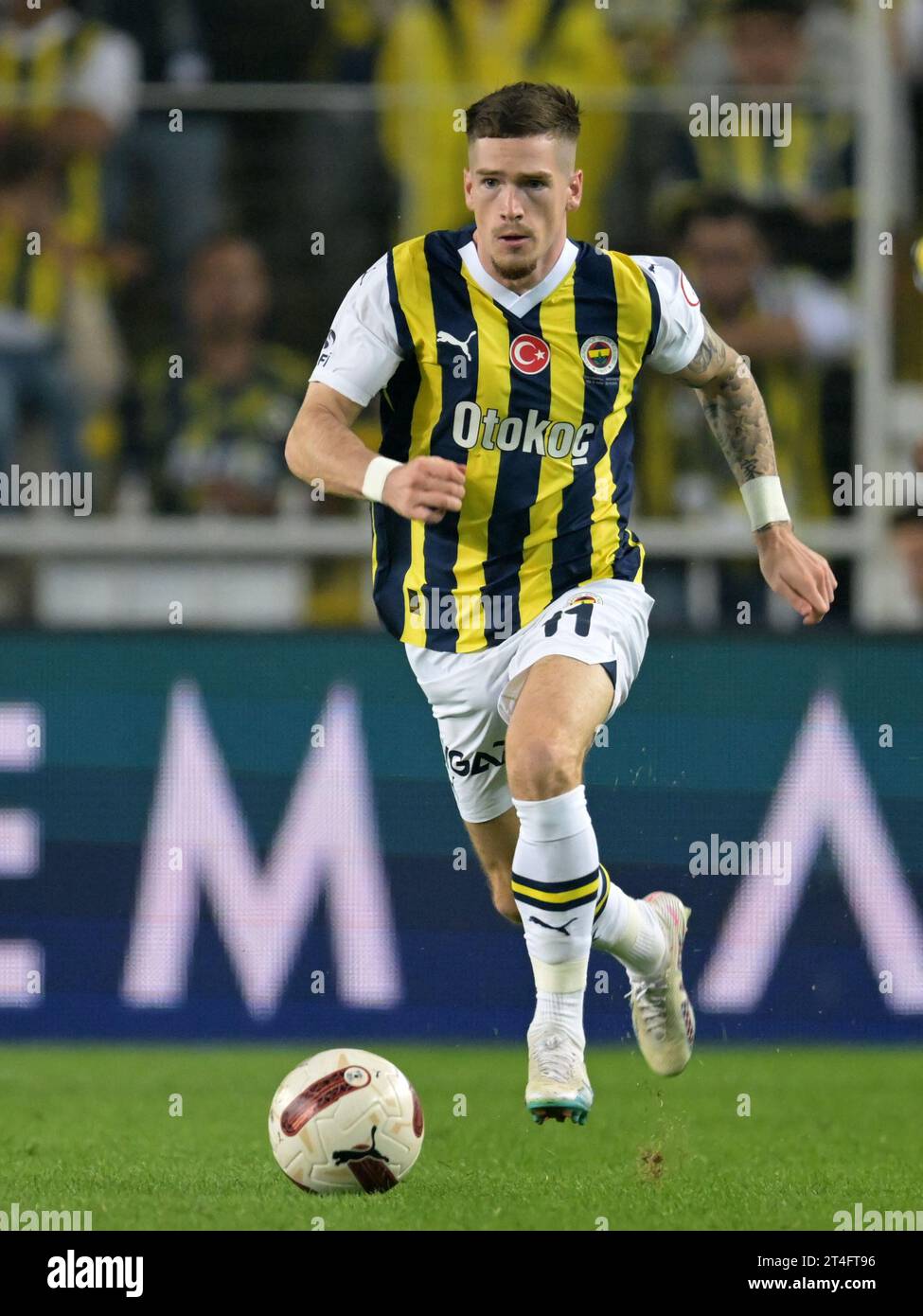 ISTANBUL - Ryan Kent of Fenerbahce SK during the Turkish Super Lig match between Fenerbahce AS ...