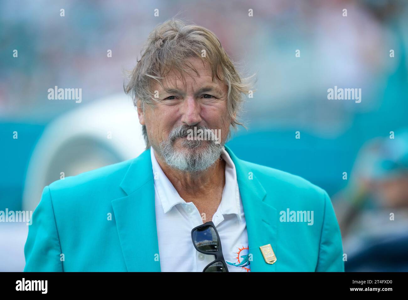 Former Miami Dolphins player Bob Brudzinski is shown before the start ...