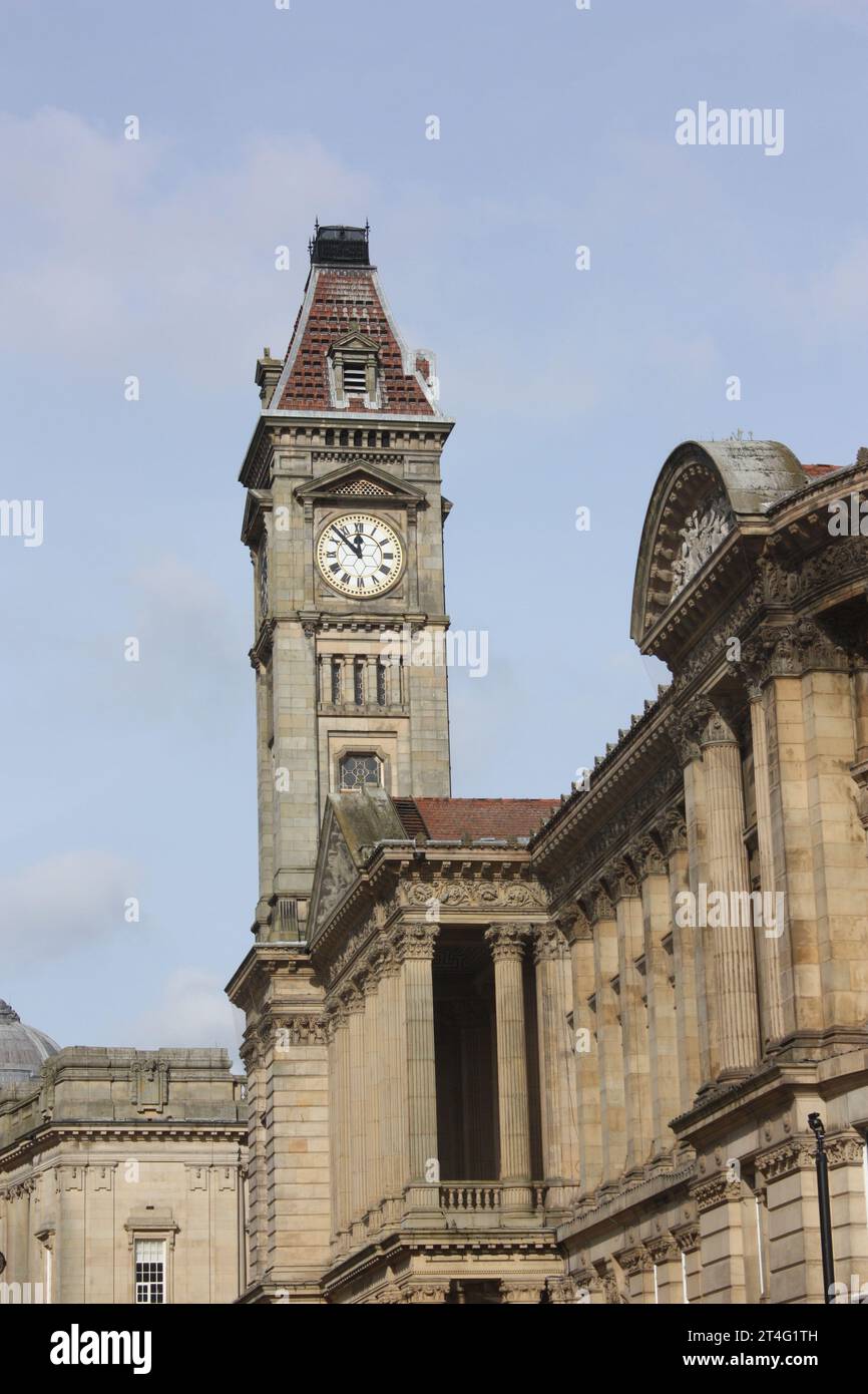 The clocktower in Chamberlain Square in Birmingham city centre Stock ...