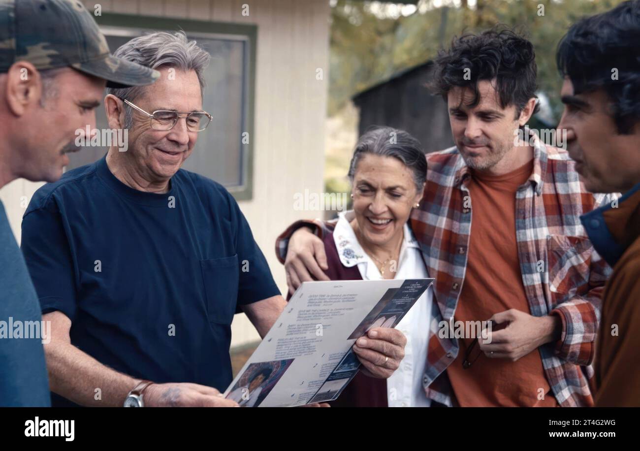 DREAMIN' WILD, from left: Walton Goggins, Beau Bridges, Barbara Deering ...