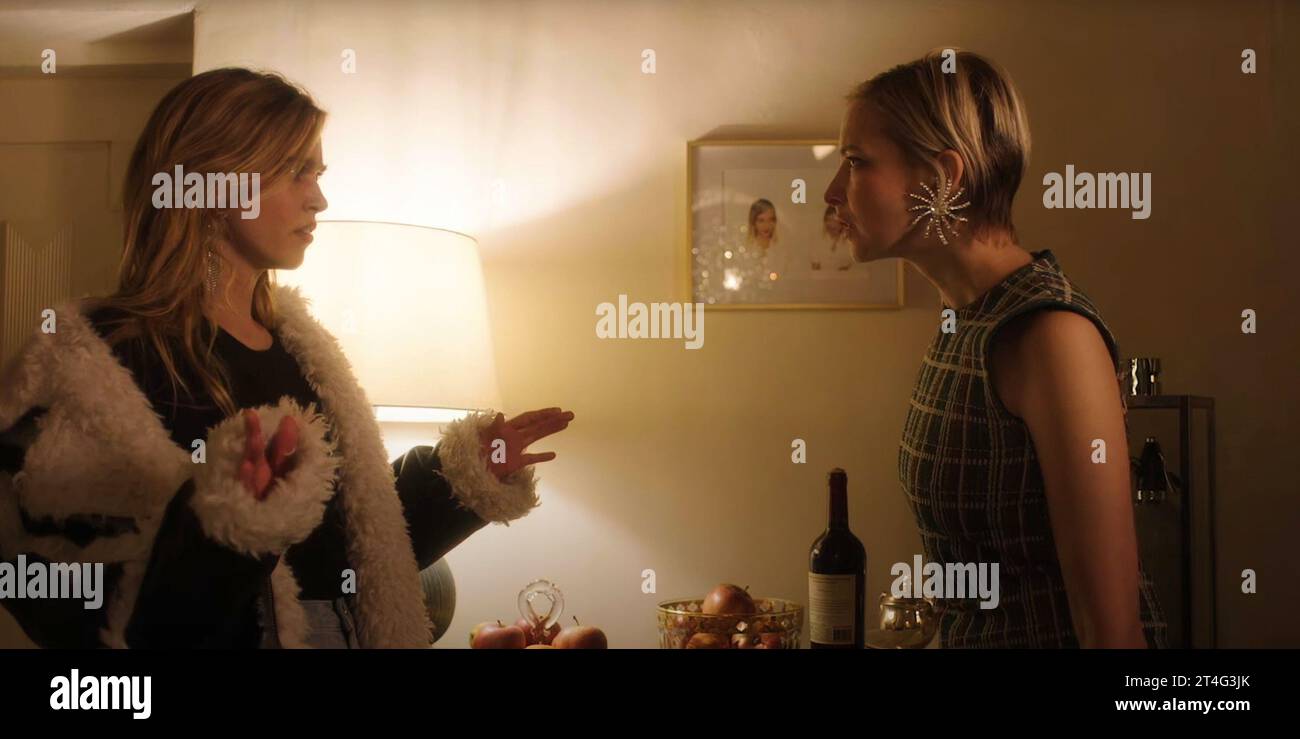 HELEN'S DEAD, from left: Matilda Anna Ingrid Lutz, Annabelle Dexter ...