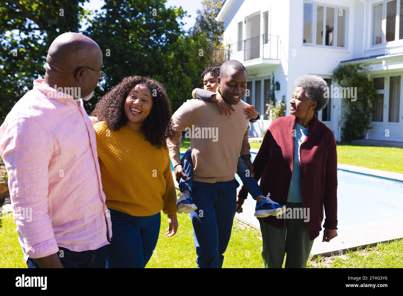 African american family talking little hi-res stock photography and ...
