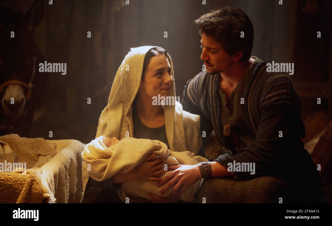 JOURNEY TO BETHLEHEM, from left: Fiona Palomo as Mary, Milo Manheim as ...