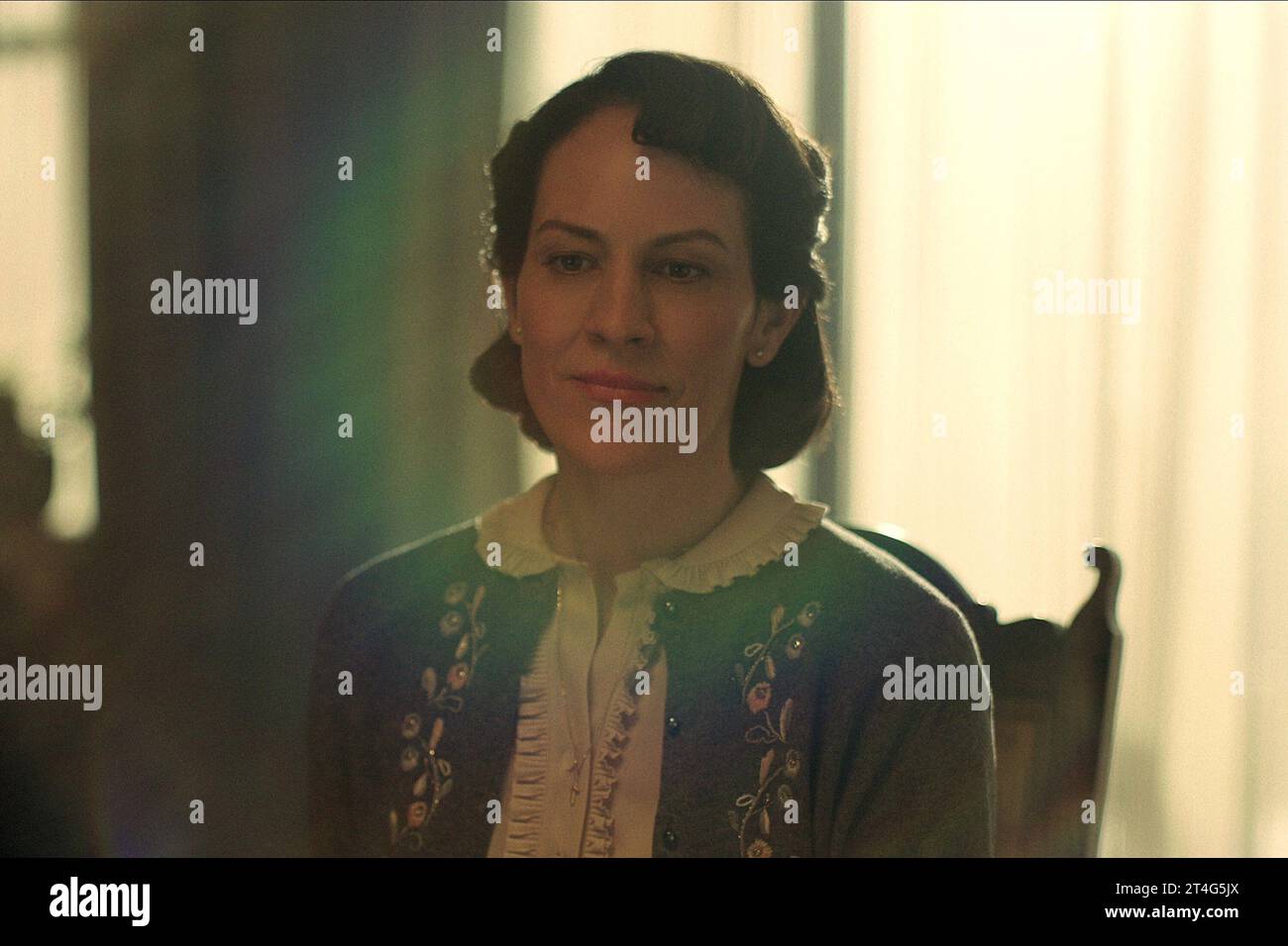 THE FALL OF THE HOUSE OF USHER, Annabeth Gish, 'A Midnight Dreary ...