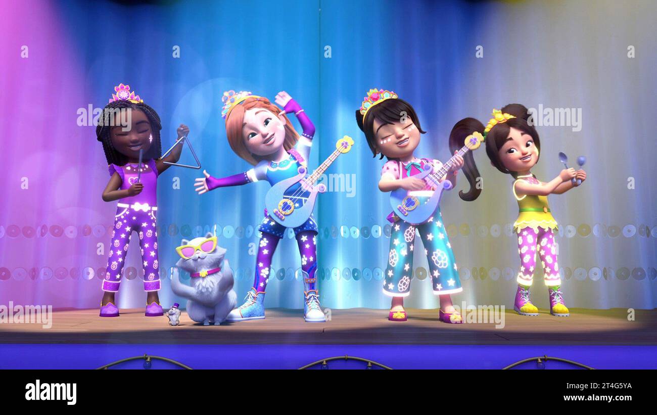 PRINCESS POWER, from left: Kira Kiwi (voice: Dana Heath), Fussy (voice ...