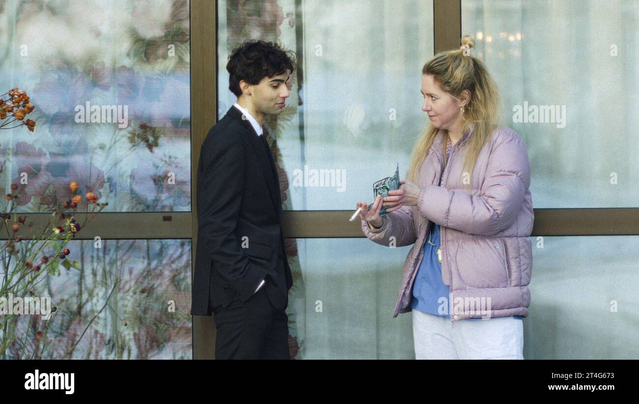 TORE, from left: William Spetz, Sanna Sundqvist, (Season 1, ep. 101 ...