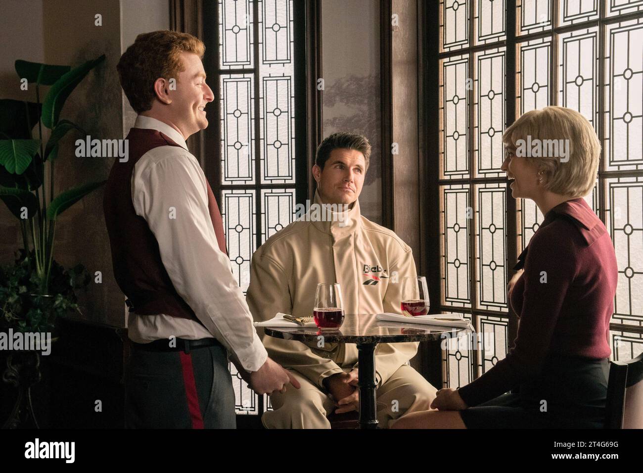 UPLOAD, from left: Owen Daniels, Robbie Amell, Allegra Edwards ...