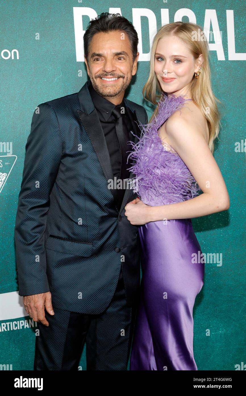 Loreto peralta and eugenio derbez hi-res stock photography and images ... Loreto peralta and eugenio derbez hi-res stock photography and images ...