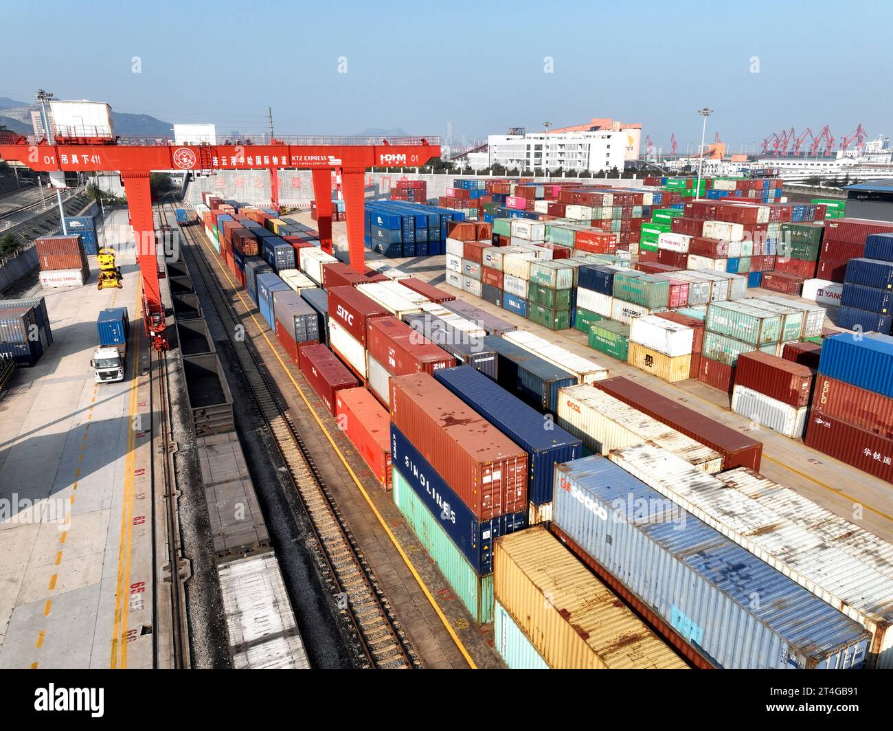 LIANYUNGANG, CHINA - OCTOBER 31, 2023 - Large machinery loads ...