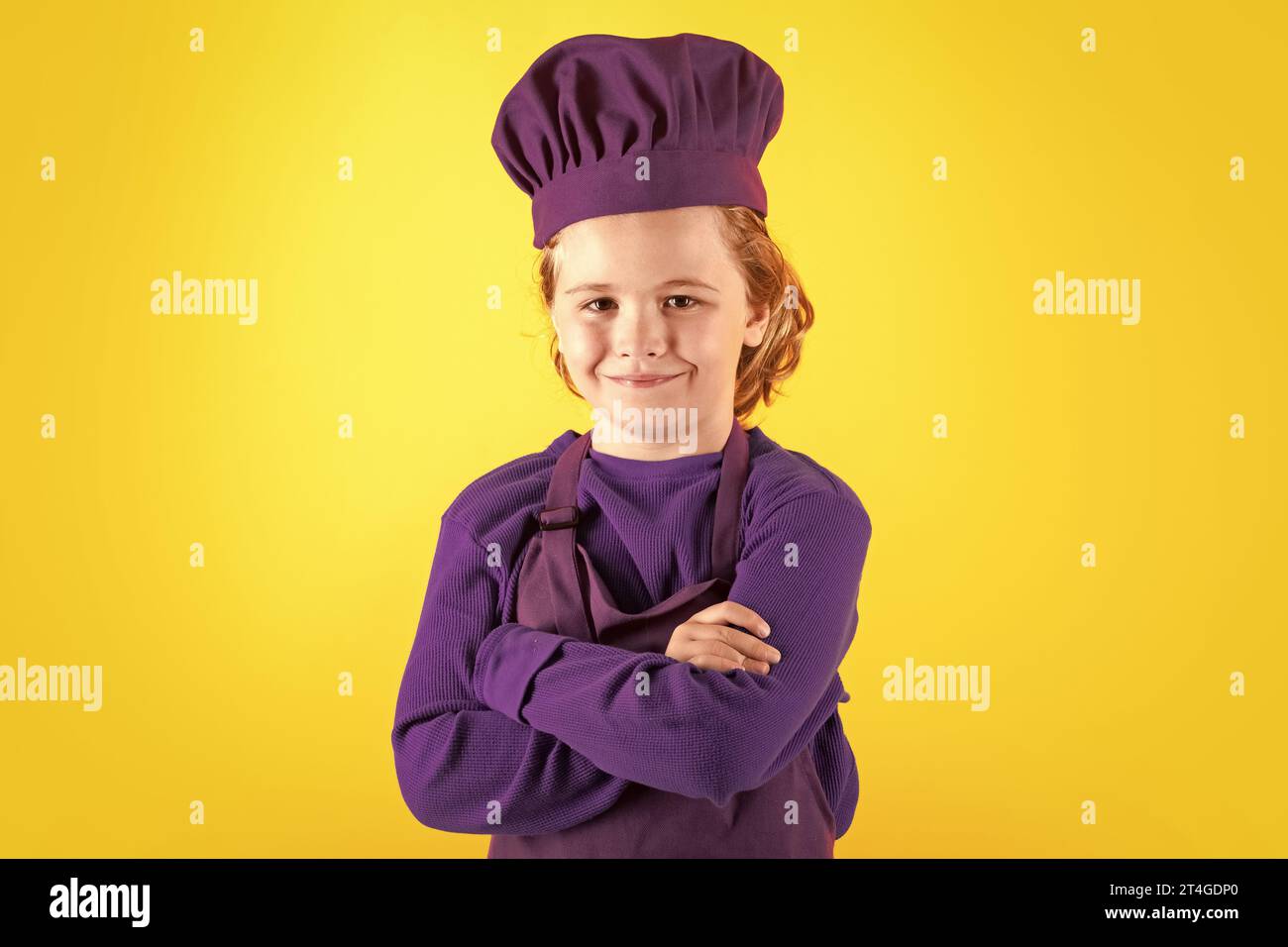 Kid chef cook, studio portrait. Children cooking. Kid boy with apron ...