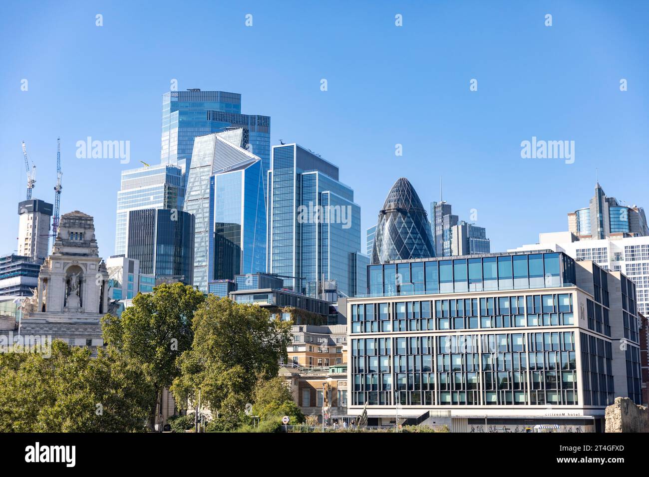 Citizen m tower of london hi-res stock photography and images - Alamy