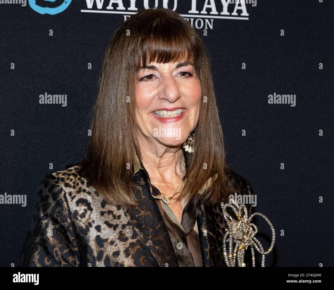 New York, USA. 24th Oct, 2023. Kay Unger arrives on the red carpet for ...
