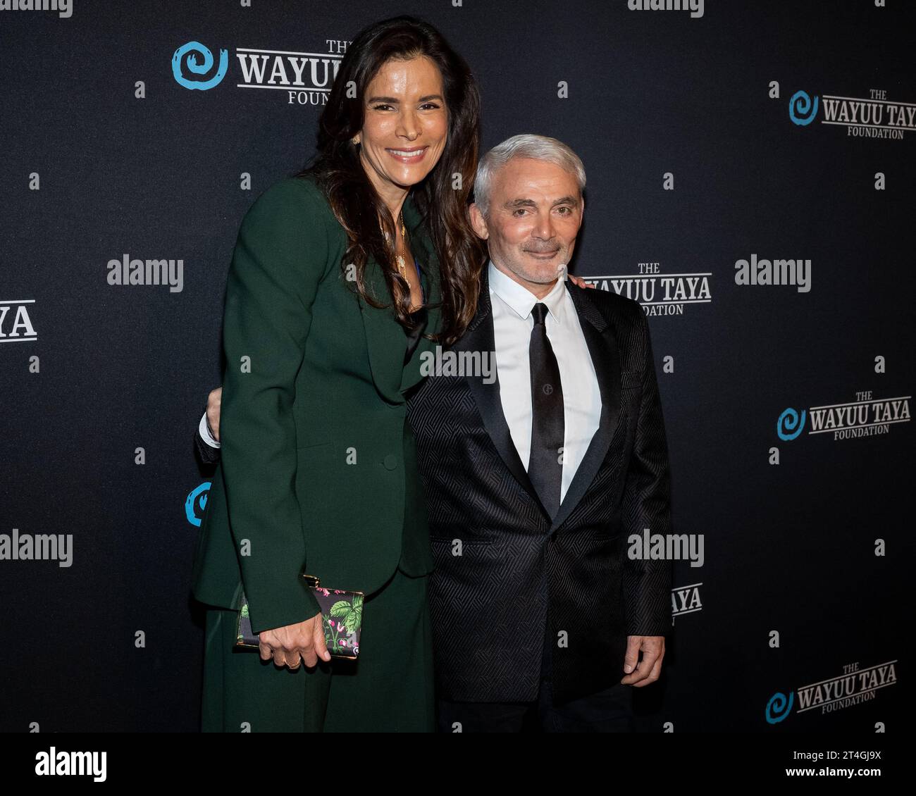 Patricia Velásquez and Frank Giustra arrive on the red carpet for the ...